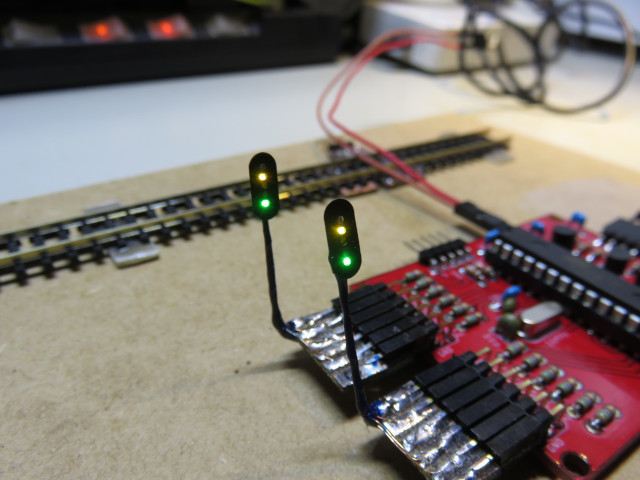 Railroad model sensor automatic timer signal - Seeed Fusion Gallery